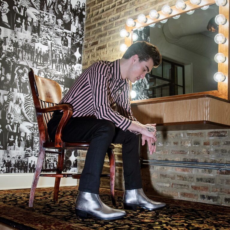 Richards - Silver Leather Zip Boots | Straight To Hell